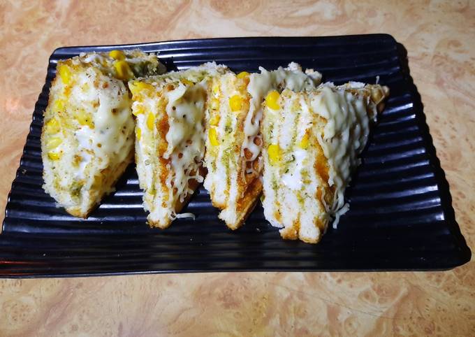 Chilli cheese corn sandwich Recipe by Dolly Kachhwani - Cookpad