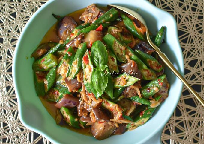 Resipi Sayur Goreng Terung dengan Bendi oleh Jeehan Kitchen - Cookpad