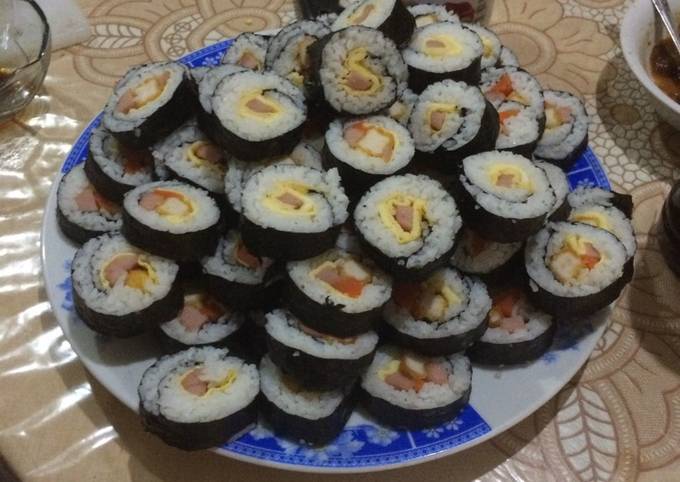 Resep Sushi sederhana rumahan oleh nadya puspita - Cookpad