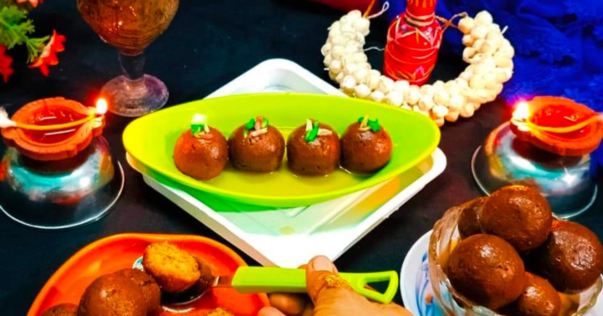 Prasadi Debnath দ্বারা গুঁড়ো দুধের গুলাব জামুন(Guro Dudher Gulab Jamun ...