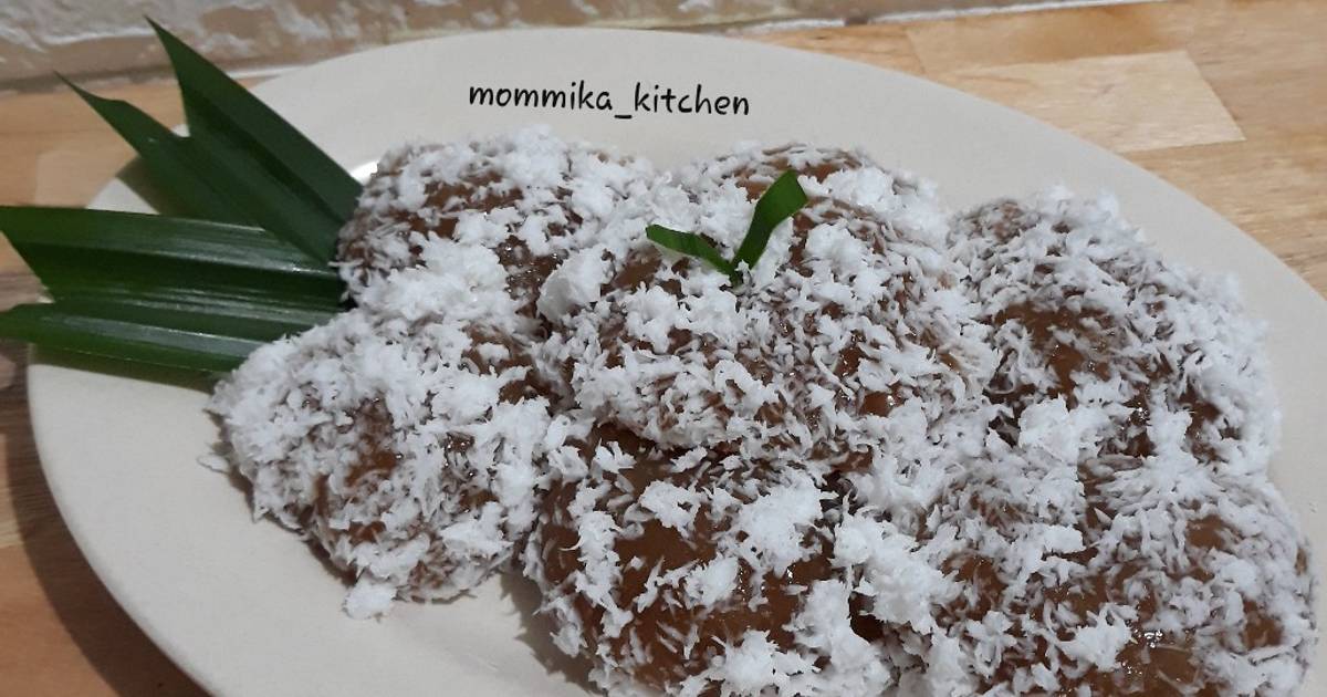 Resep ONGOL - ONGOL SAGU GULA MERAH oleh Mommika Kitchen - Cookpad