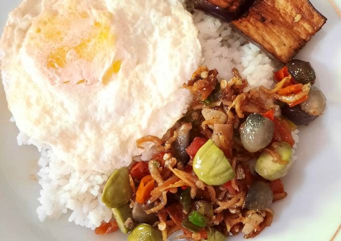 Resep Sambel Bawang Teri 🌶 oleh Yuniz🌻 - Cookpad