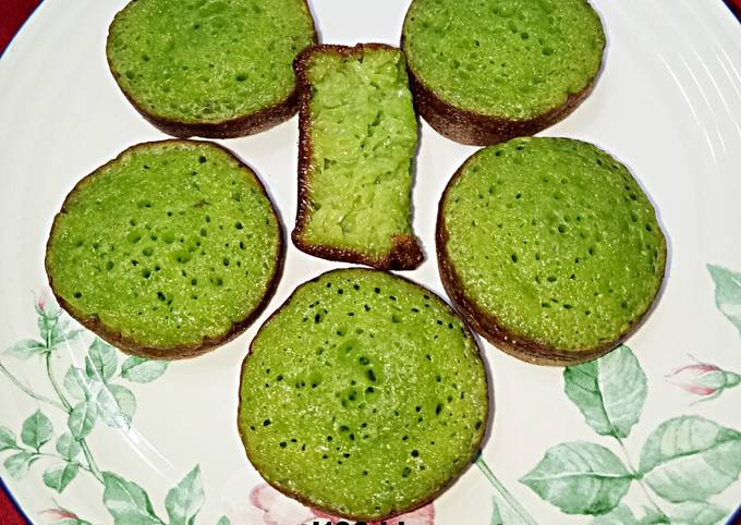 Resep Bika Ambon Mini Pandan oleh asamsunti123 - Cookpad