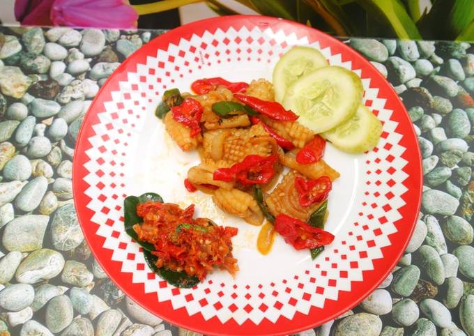 Resep Cumi Bunga Lada Hitam DEBM oleh Robert Hendrik Liembono - Cookpad