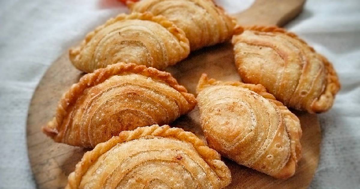 Resep Karipap Kentang Ayam oleh Fey_Pawonmungil - Cookpad