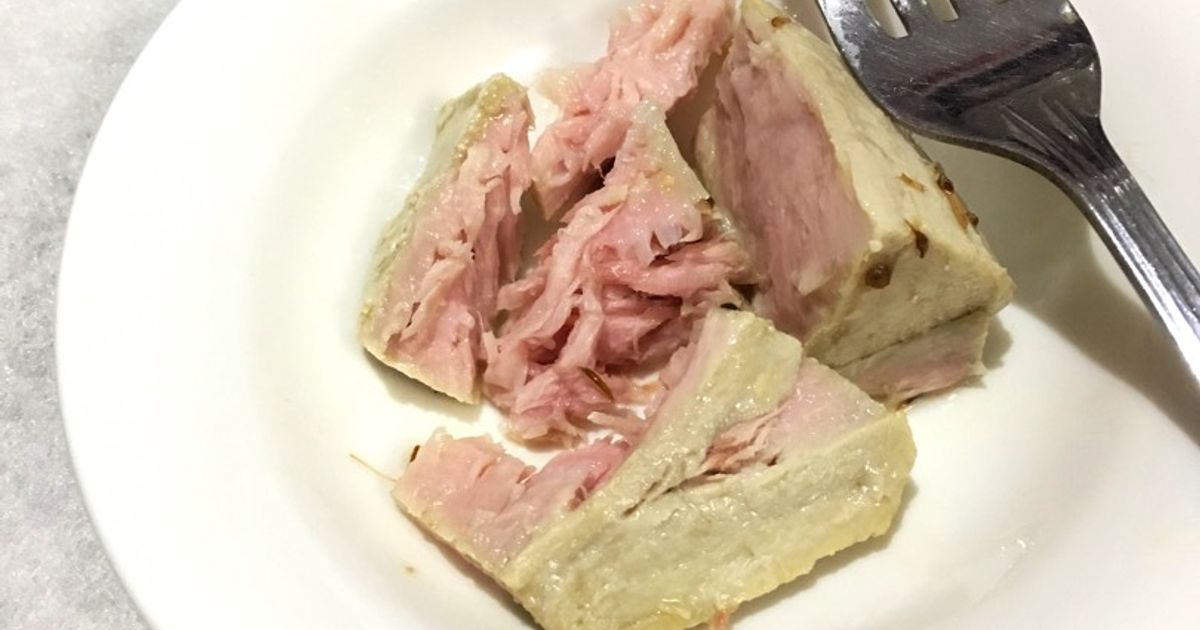 Olive Oil Poached Tuna (Tuna Confit) Recipe by meh503