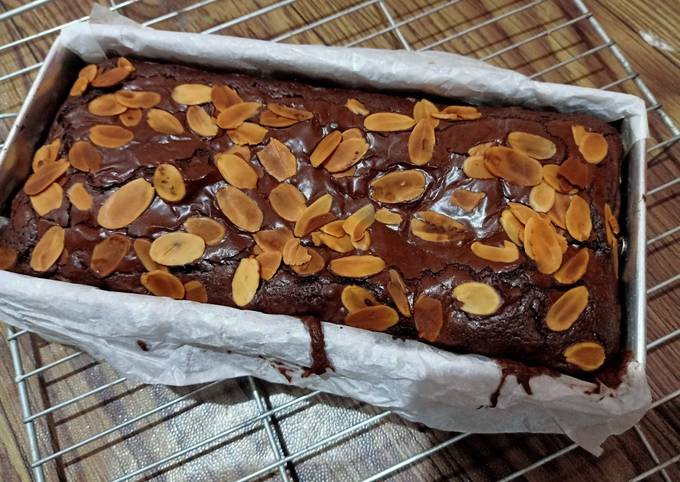 Resep Brownies shiny crust mudah anti gagal pakai oven tangkring oleh ...