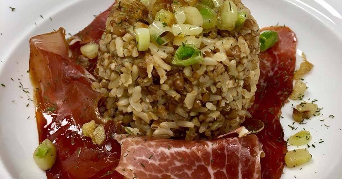 Arroz integral con quinoa roja, jamón serrano y ajetes 😋 Receta de Sara ...