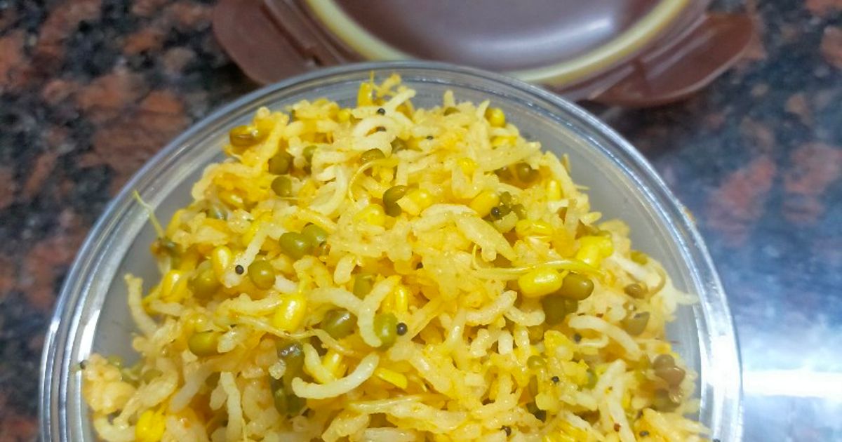 Sprout Moong Pulao Recipe by Darshana Patel - Cookpad