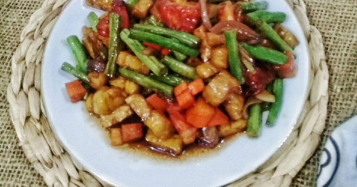 Resep Oseng Tempe Wortel Kacang Panjang oleh farida Sulthan 🇮🇩 (IG. Malika02782) - Cookpad