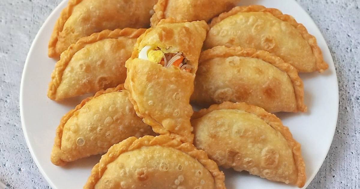 Resep Pastel Isi Bihun oleh Vey Alodia's Kitchen - Cookpad