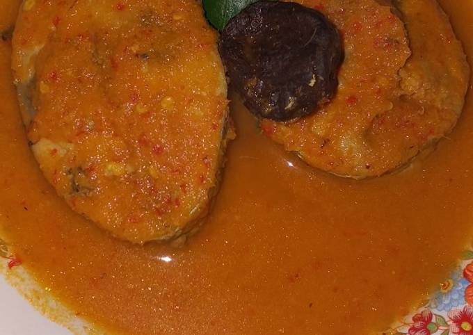 Resep Asam pade ikan tuna ala saya oleh Ana Oswari - Cookpad
