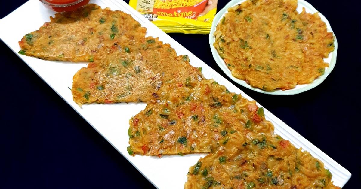 Asmita Rupani દ્વારા રેસીપી મેગી મેજીક પુડલા (Maggi magic pudla recipe in Gujarati) - કૂકપૅડ