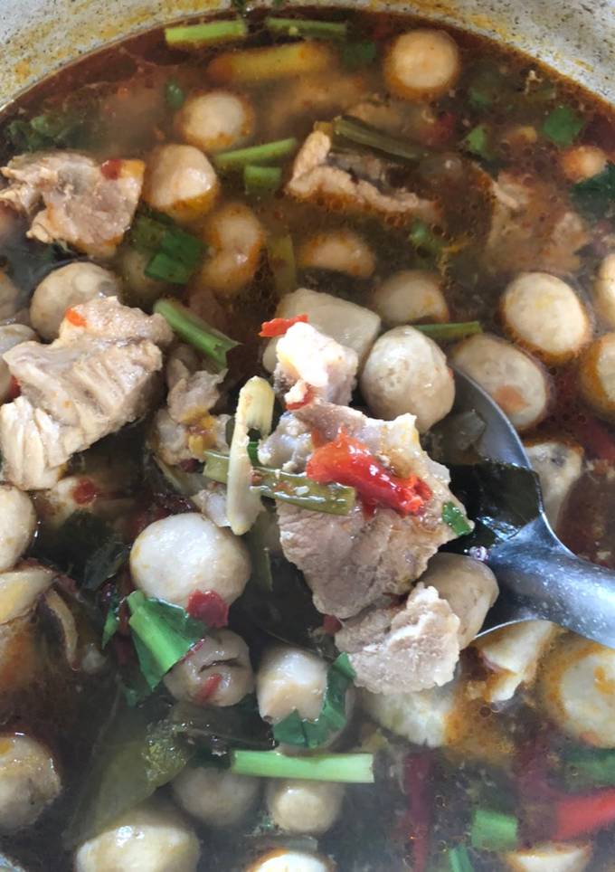 สูตร ต้มแซ่บกระดูกอ่อน โดย Pom Patchareewan Tabtimthong - Cookpad