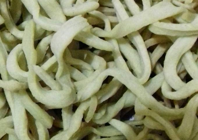 Resep Stik bayam simple oleh Risma Nurhayati Dewi - Cookpad