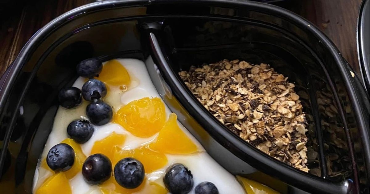 Easy Blueberry And Peach Parfait Recipe By Snackle Time