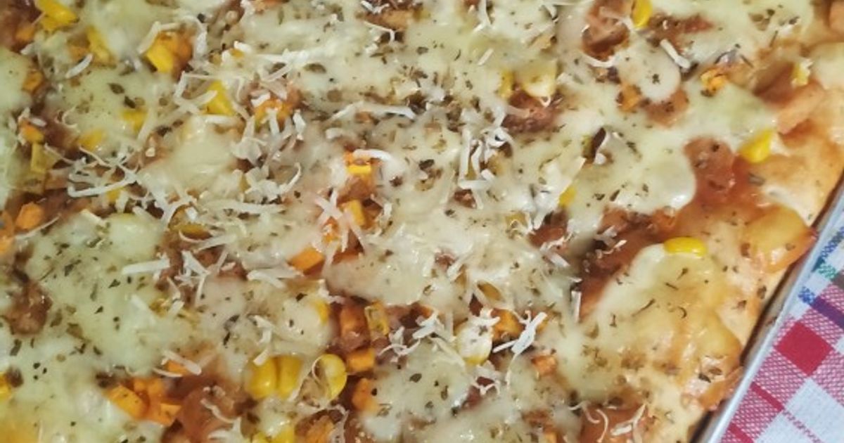 Resep Pizza Rumahan Ena oleh Roro Cooking - Cookpad