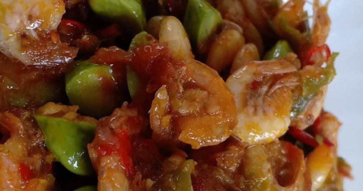 Resep Sambal Udang Pete Cabai Merah oleh santi astuti - Cookpad