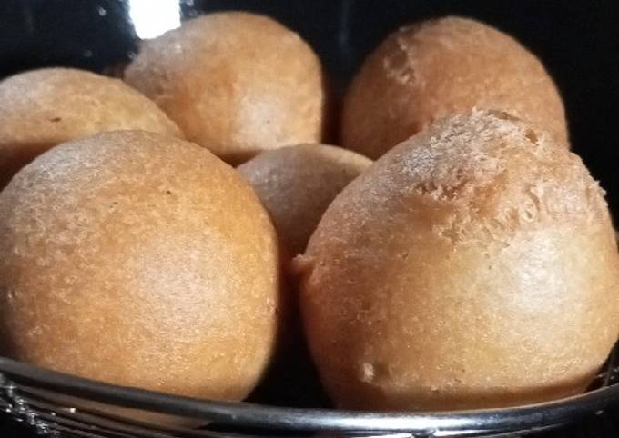 Buns Recipe by Uzochukwu - Cookpad