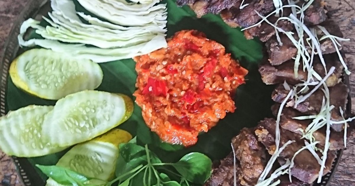 Resep Lidah Sapi Goreng Tepung Sambal Geprek oleh Karlin Karduki - Cookpad