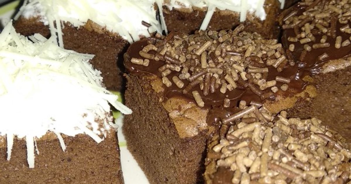Resep Sponge Cake Coklat Potong oleh kurnia widhi - Cookpad