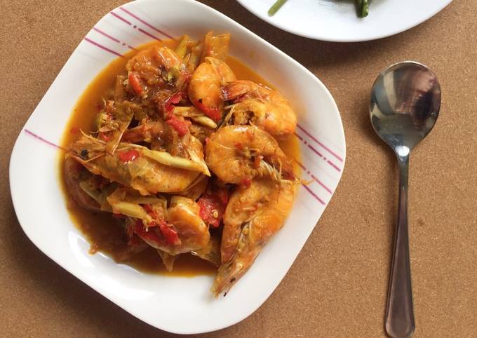 Resep Udang Bumbu Kuning oleh Haiatin Khasanatin - Cookpad