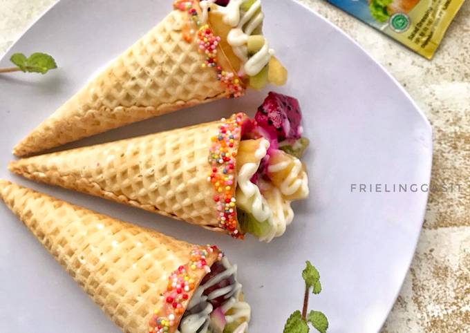 Resep Fruit Salad in Cone oleh Frielingga Sit - Cookpad