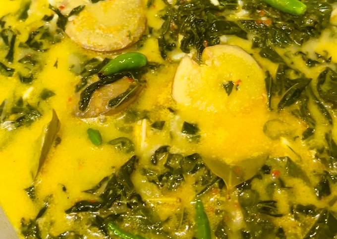 Resep Gulai Daun Singkong Teri Jengkol oleh Sisi's Kitch ️ - Cookpad