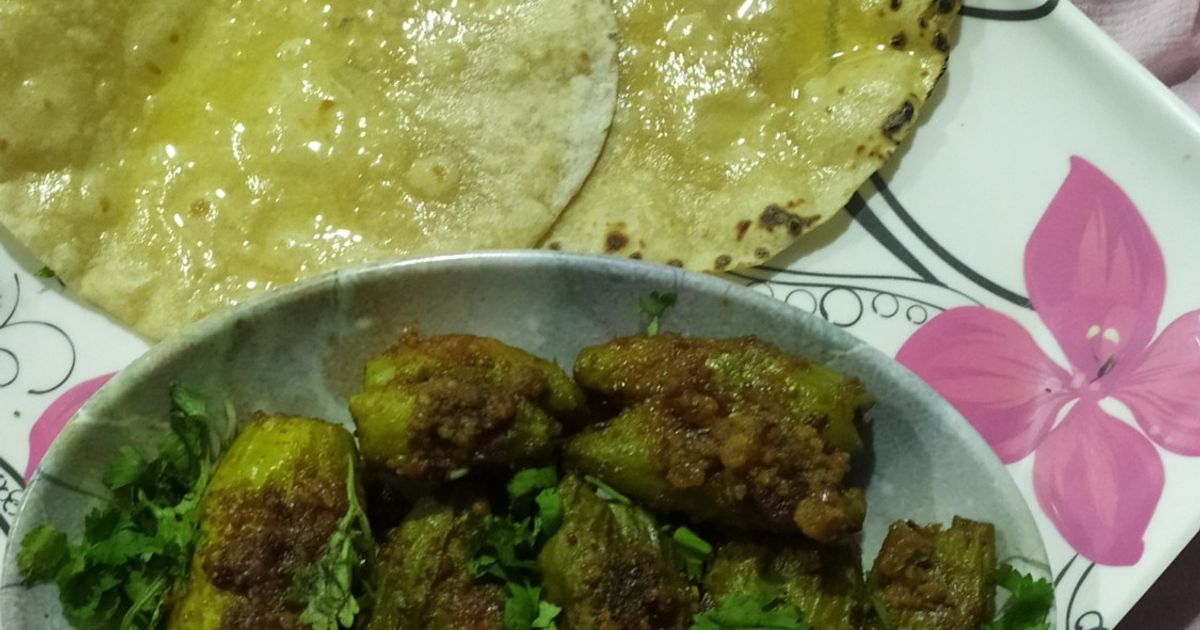 Bharwa Parwal Ki Sabji With Besan Recipe by pinal Patel - Cookpad