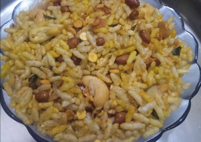 Spicy garlic puffed rice mixture Recipe by Rachana Gopireddy - Cookpad