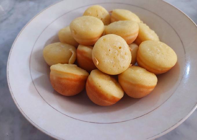 Resep Kue pukis menul (takaran sendok) oleh Ummushafiya - Cookpad