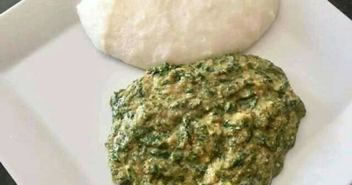 Spinach And Pap Recipe by Ndo Makhabane - Cookpad