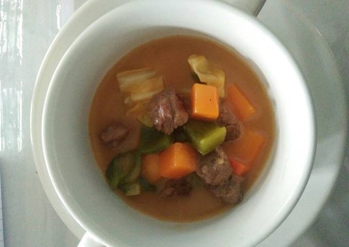 Resep Hungarian Goulash Soup oleh Alrecipe - Cookpad