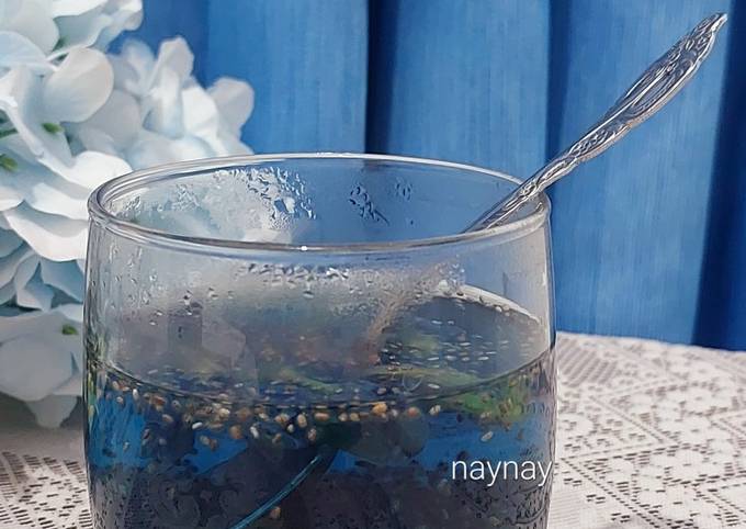 Resep Teh Bunga Telang Chiaseed oleh NayNay - Cookpad