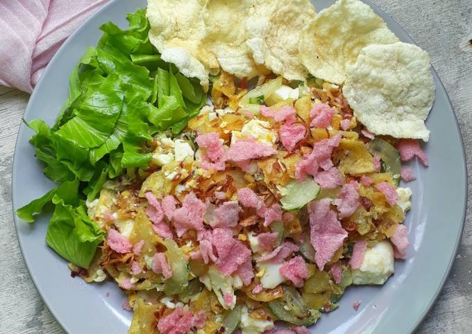 Resep Salada Minang oleh Merie Prayatna Mazrial - Cookpad