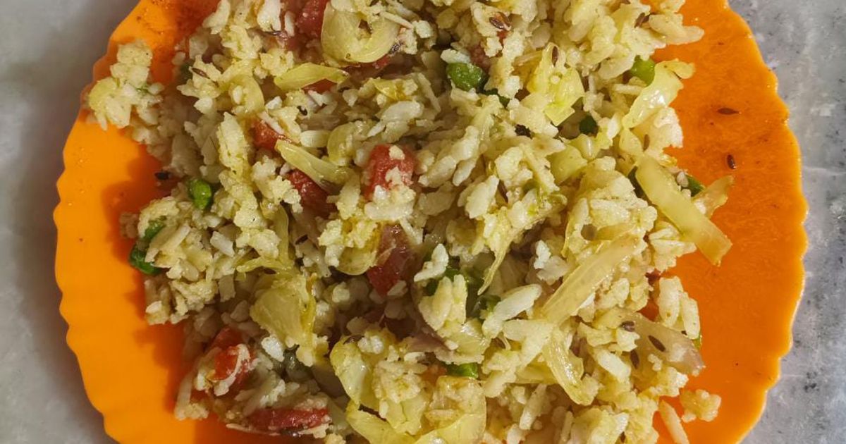 Masala Poha Recipe by madhavi khurana - Cookpad