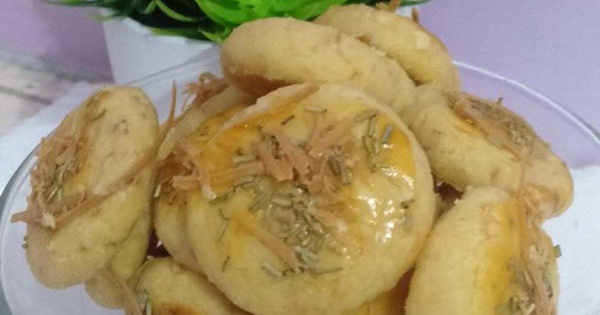 Resep Garlic cheese cookies oleh Aristha PoEnyaa DHolpin - Cookpad