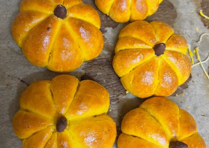 Resep Roti labu kuning oleh 𝓘𝓷𝓪. 𝓚𝓲𝓽𝓬𝓱𝓮𝓷🇲🇨🇨🇭👩‍🍳 - Cookpad