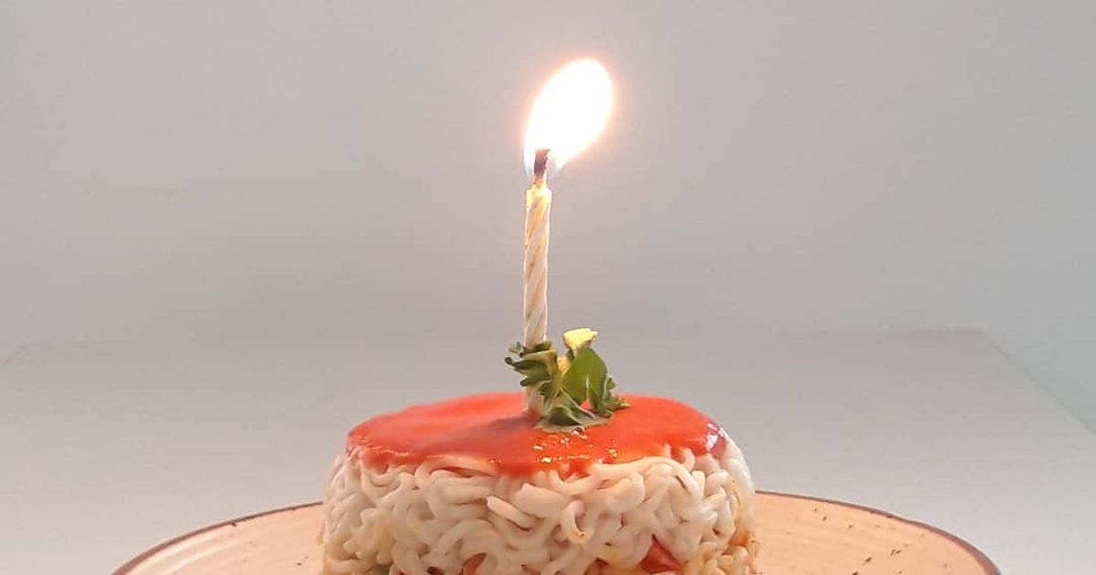 Maggi Cake Recipe by Dhruti Shah - Cookpad