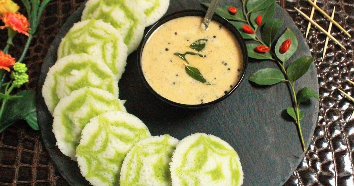 Designer Spinach Swirl Idli Recipe by Bethica Das - Cookpad