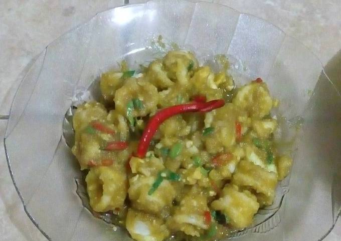 Resep Cumi saus telur asin oleh azizah rahmawati - Cookpad