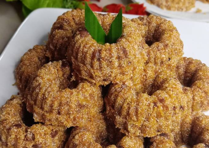 Resep 15. PUTU PESSE BUGIS oleh evarisa_ta - Cookpad