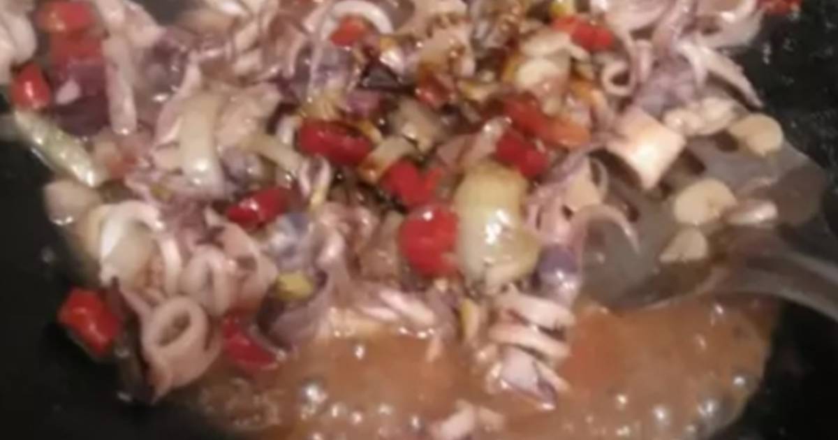 Resep Cumi saos tiram oleh Aida Fitriani - Cookpad