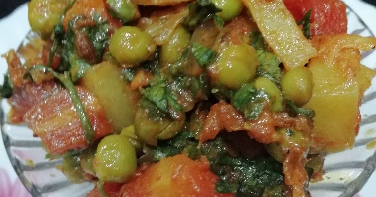 Carrot & Peas Sabzi Recipe by Aruna Thapar - Cookpad