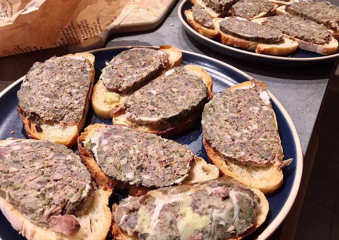 Cách Làm Món Pa Tê Caillette & Bánh Mì Nướng của Dory - Cookpad