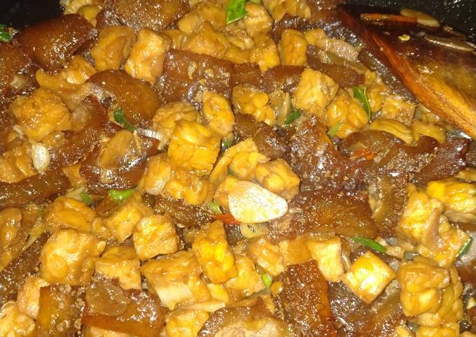 Resep Oseng Cecek Tempe Kecap oleh Nissa - Cookpad