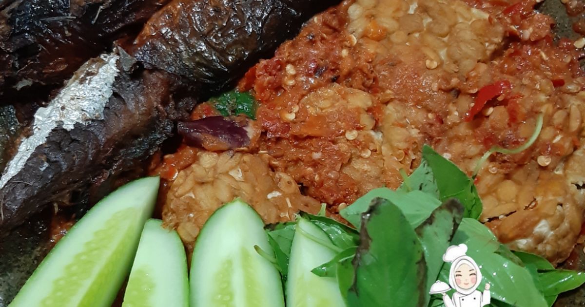 Resep 24. Penyet Ikan Asap & Tempe Sambel Bawang oleh Tisha's Kitchen - Cookpad