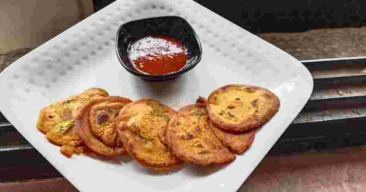 No Onion No Garlic Mini Jowar Chilla Recipe by Preeti V. Salvi - Cookpad