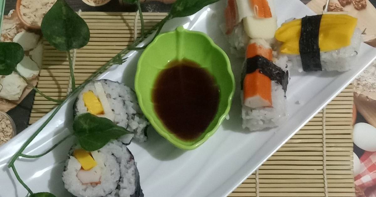 Resep sushi rumahan enak dan mudah dibuat, cocok untuk bekal!