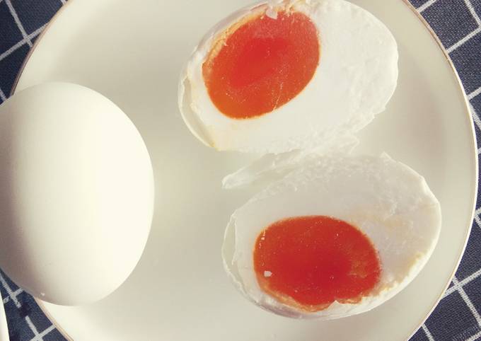 Resipi Telur Masin Rebus oleh Rose Nani Nizah Nayan - Cookpad